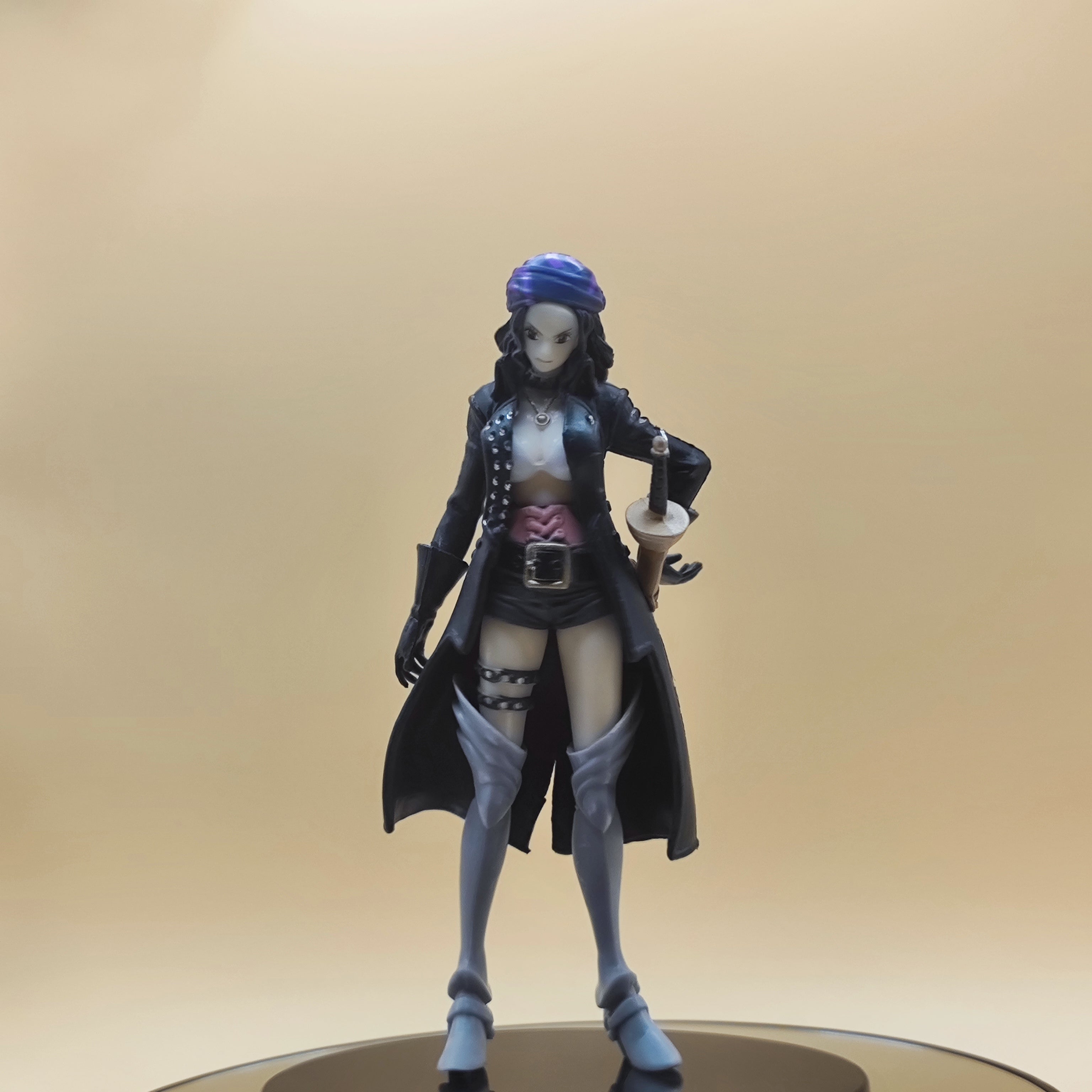 Nico Robin Figurine – A Wonder Store
